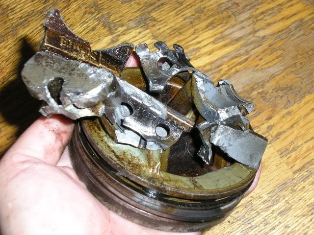 Chipped piston top | The H.A.M.B. Chipped piston top | The H.A.M.B.