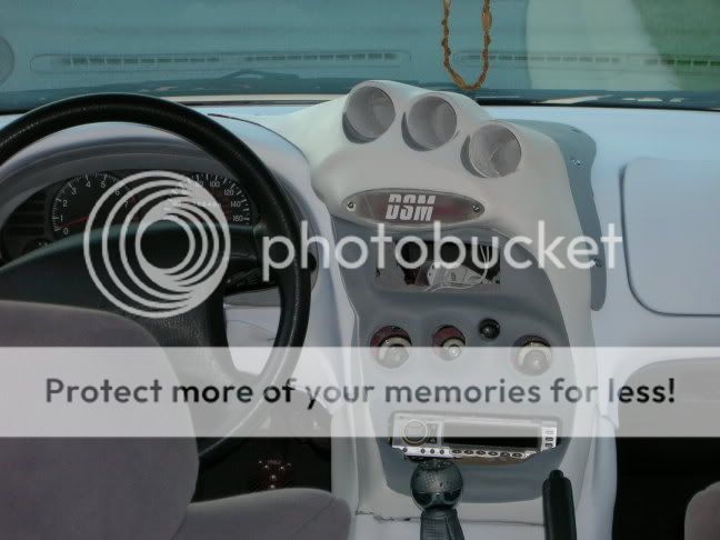 Fresh paint, Custom Fiberglass: Interior... | DSMtuners.com