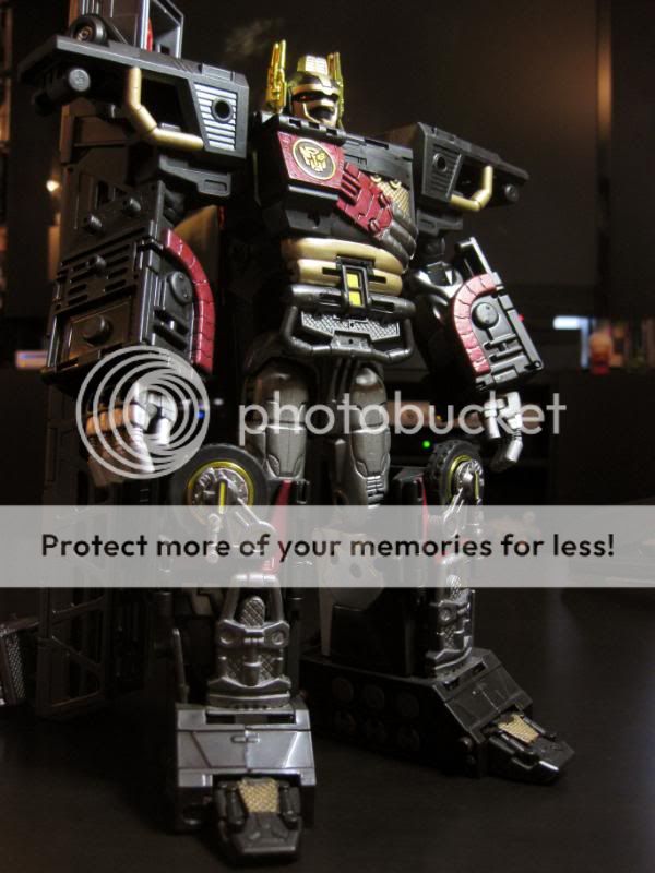 Repaints & Minor Mods Black Super Fire Convoy! - Cybertron.CA ...