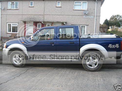 Sis's D22 before & after a good scrub ;-) | Nissan-Navara.net